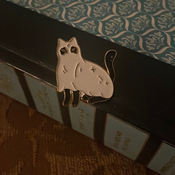 Jewelry | Black And White Spooky Ghost Cat Pin | Poshmark